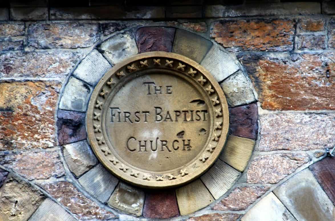 What's the Difference Between First and Second Baptists? - Christianity FAQ