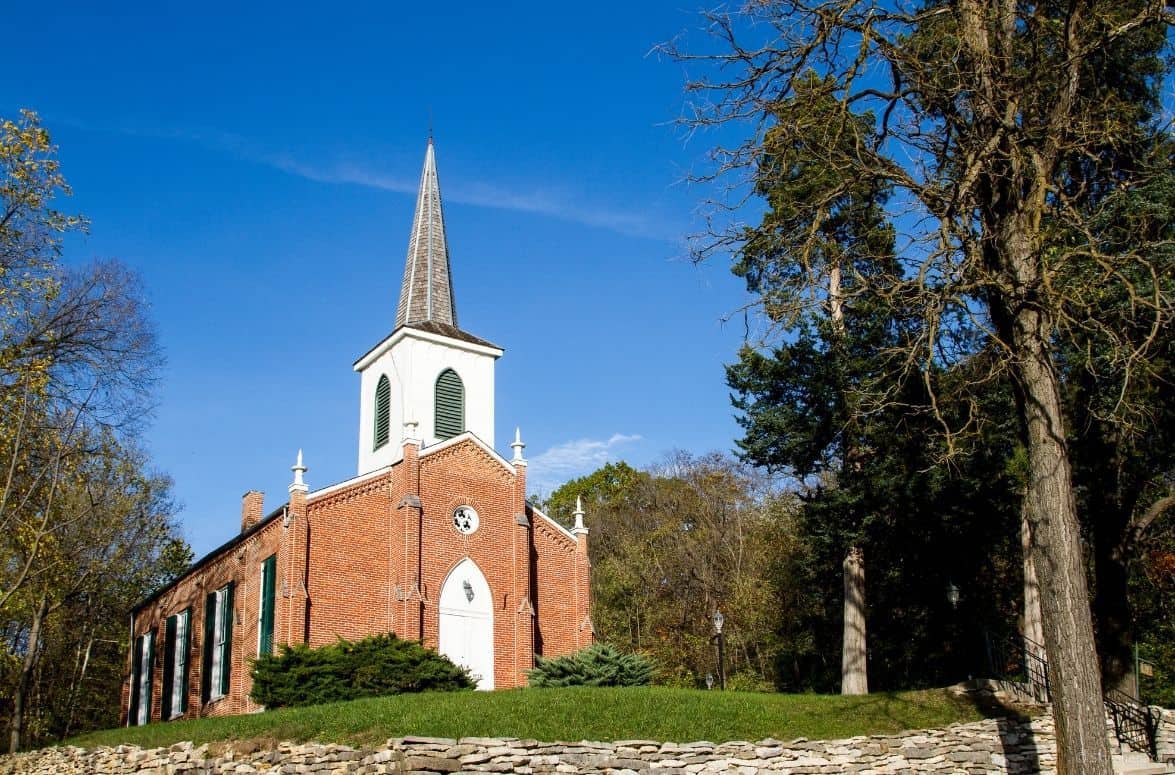 Presbyterian vs Methodist: What's the Difference? - Christianity FAQ