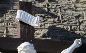 What Does INRI Mean on a Christian Cross? - Christianity FAQ